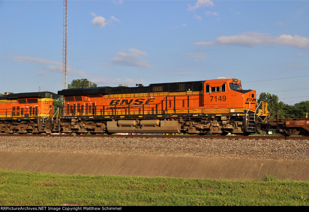 BNSF 7149